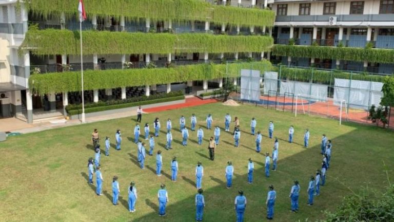 Merajut Nusantara Melalui Sastra, SMA Labschool Kebayoran Gelar ...